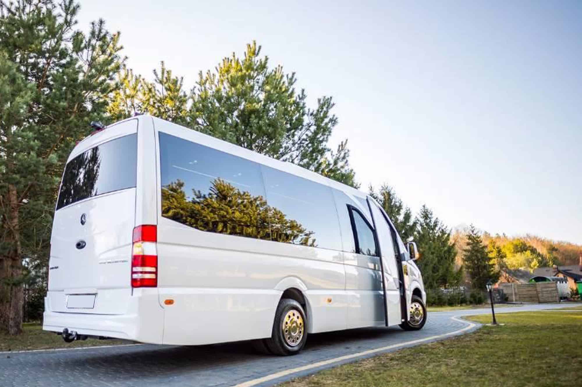 Contact Us | Customer Reviews – Van Budapest | Shuttle Bus Service ...