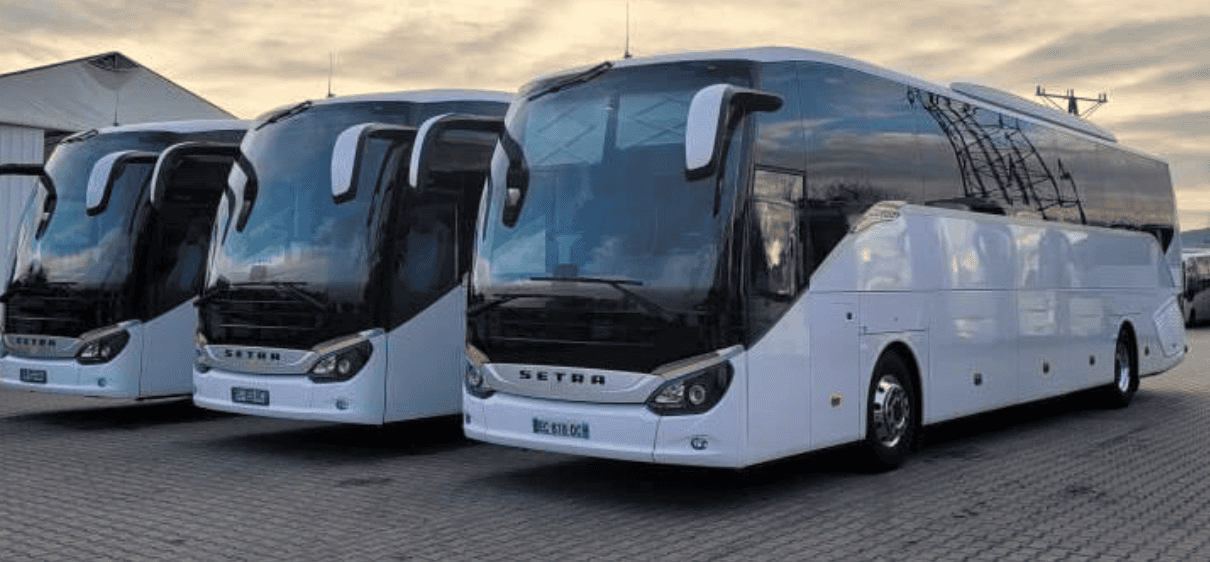 Our Fleet: VIP Limousines, Coaches, Sedans, Luxury Vans – Van Budapest ...